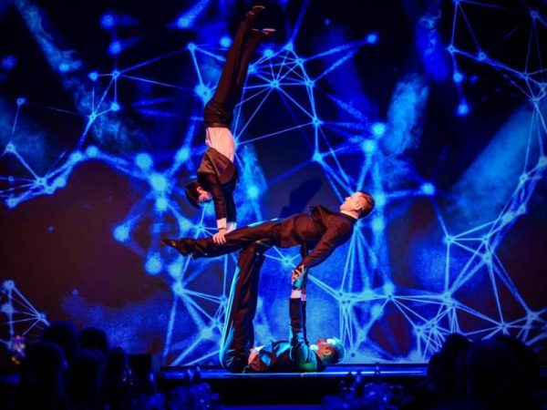 Male trio balance - Talents & Productions